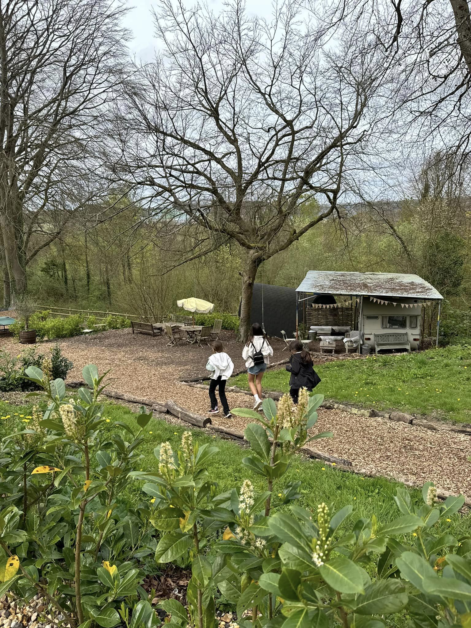 Brilliant countryside walk, and a great pub garden in Upham - Our Hampshire